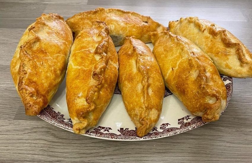 Bannock pops with Meat Filling - Cooking Point